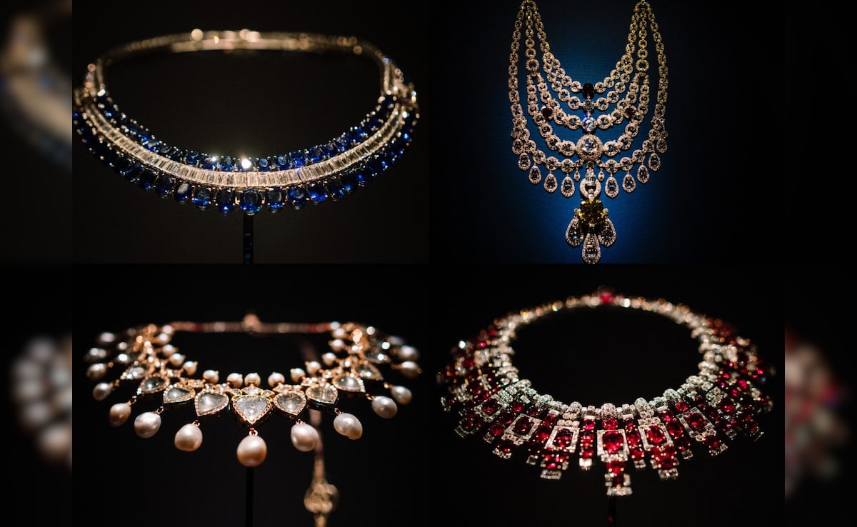 See pics: Glittering exhibition of royal jewels in Paris after Louvre heist
