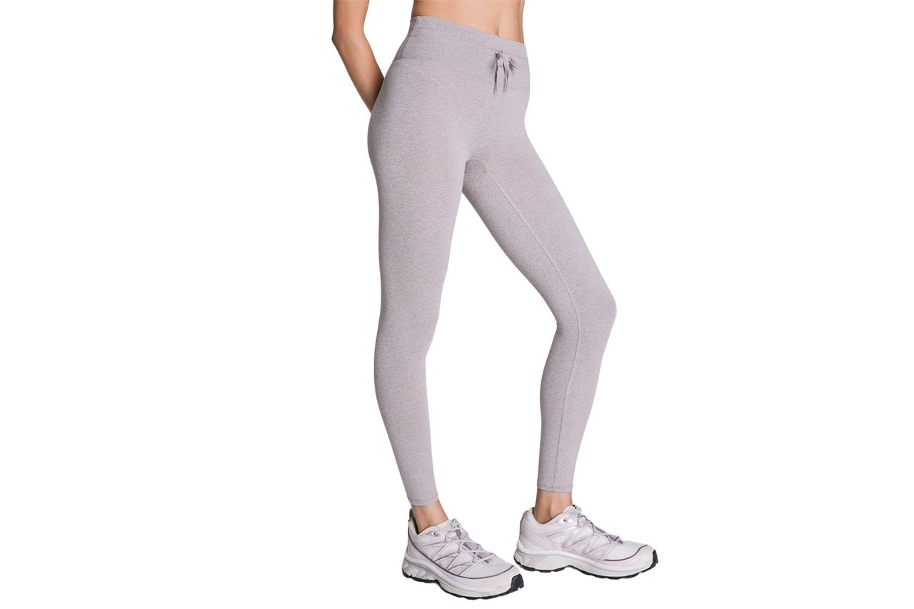 Spanx's Hidden Holiday Shop for Frequent Fliers: Comfortable Travel ...