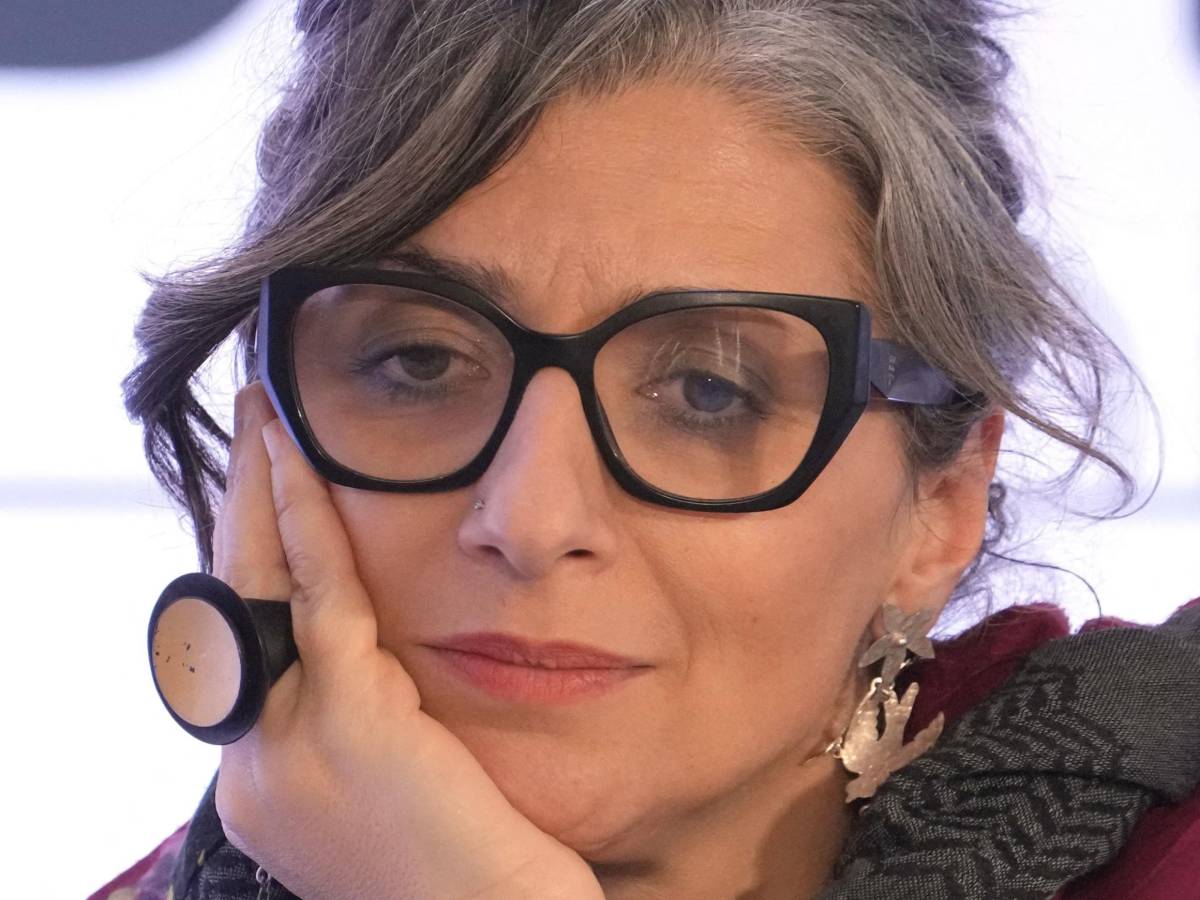 Rocco Tanica smonta Francesca Albanese e bacchetta la cura della ...