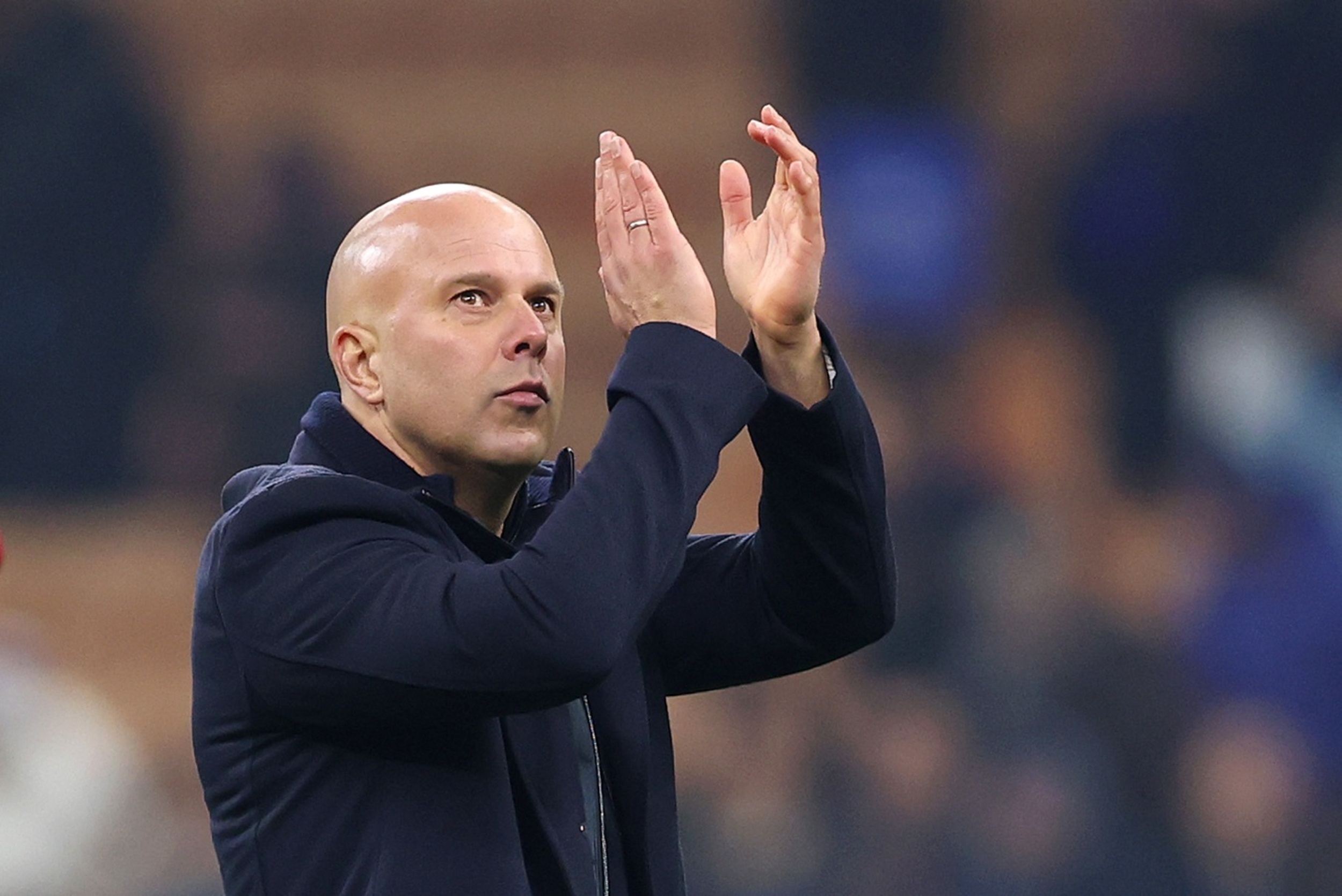 Liverpool fans pick side in the Salah vs Slot controversy with chant ...