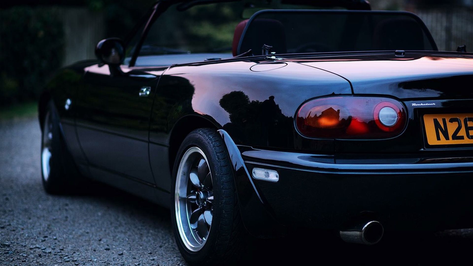 Rocketeer cars updates its lightweight, V6-powered Miata restomod