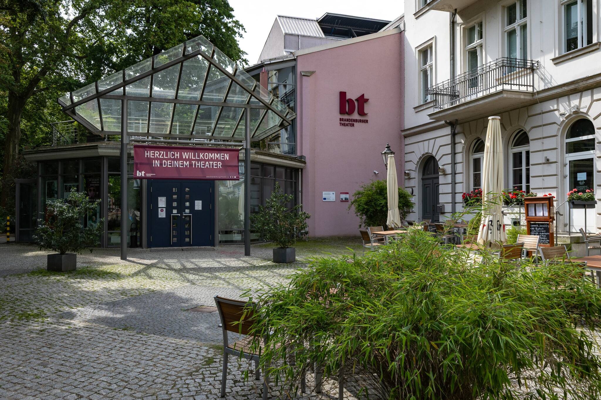 Nach Wasserschaden im Theater: Brandenburger Symphoniker spielen in ...