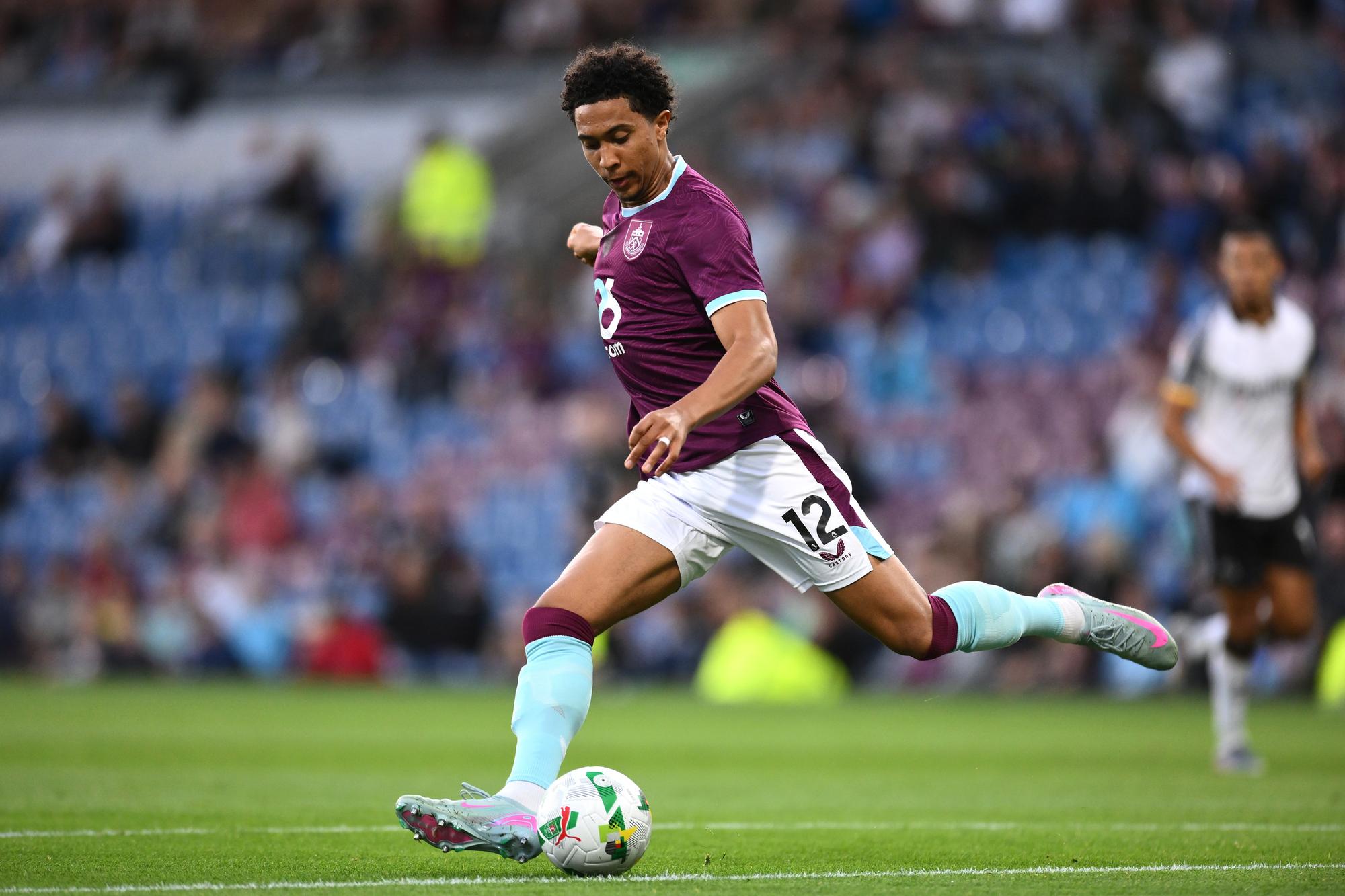 Burnley v Fulham early team news: 8 to miss out through injury, 1 ...