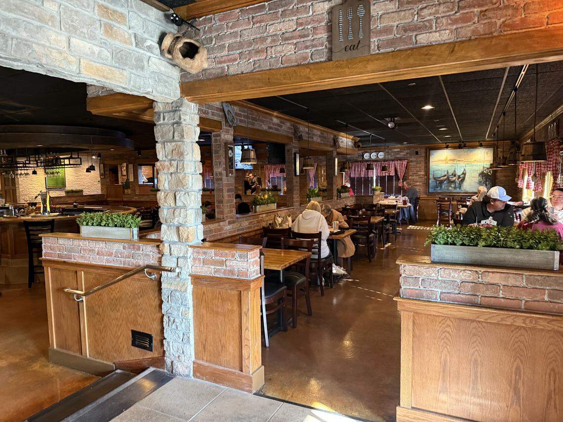 Former Johnson County Applebee's now a family-owned Italian restaurant