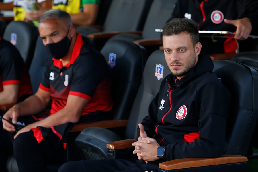 Un DT borrado de la lista y tres en carrera: Así va la búsqueda de ...