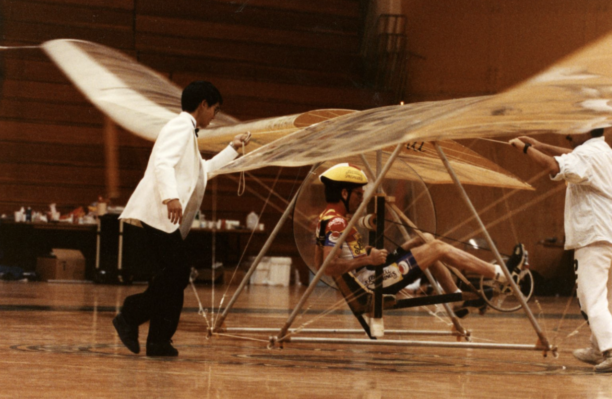 Dec 10, 1989: The first human-powered helicopter takes flight