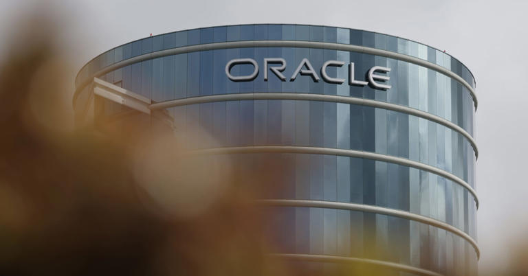 The Fed meeting, pressure on Oracle, Target's fashion-forward ...