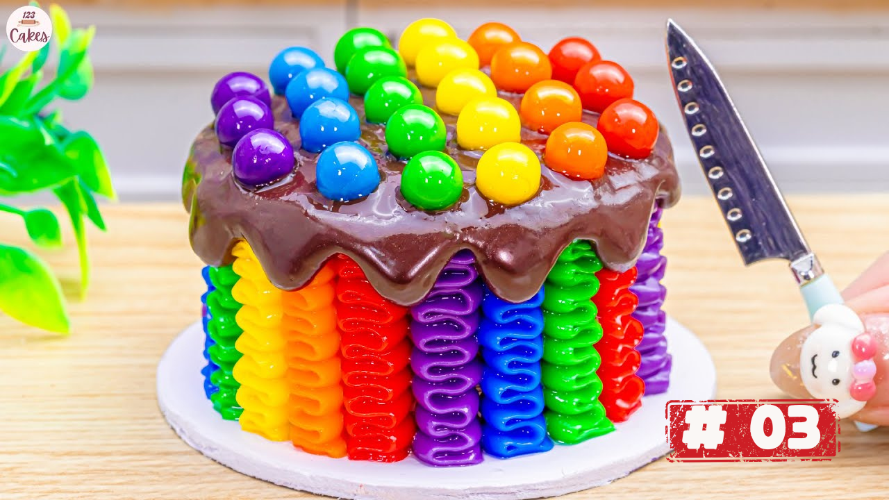 Rainbow buttercream mini cake – decorating best of part 3