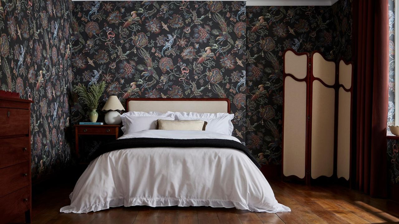 3 places designers would never, ever hang wallpaper in a home — it's a ...
