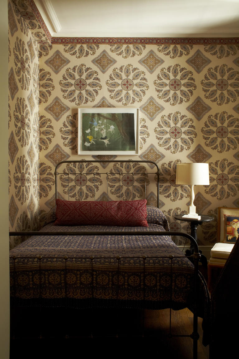 3 places designers would never, ever hang wallpaper in a home — it's a ...