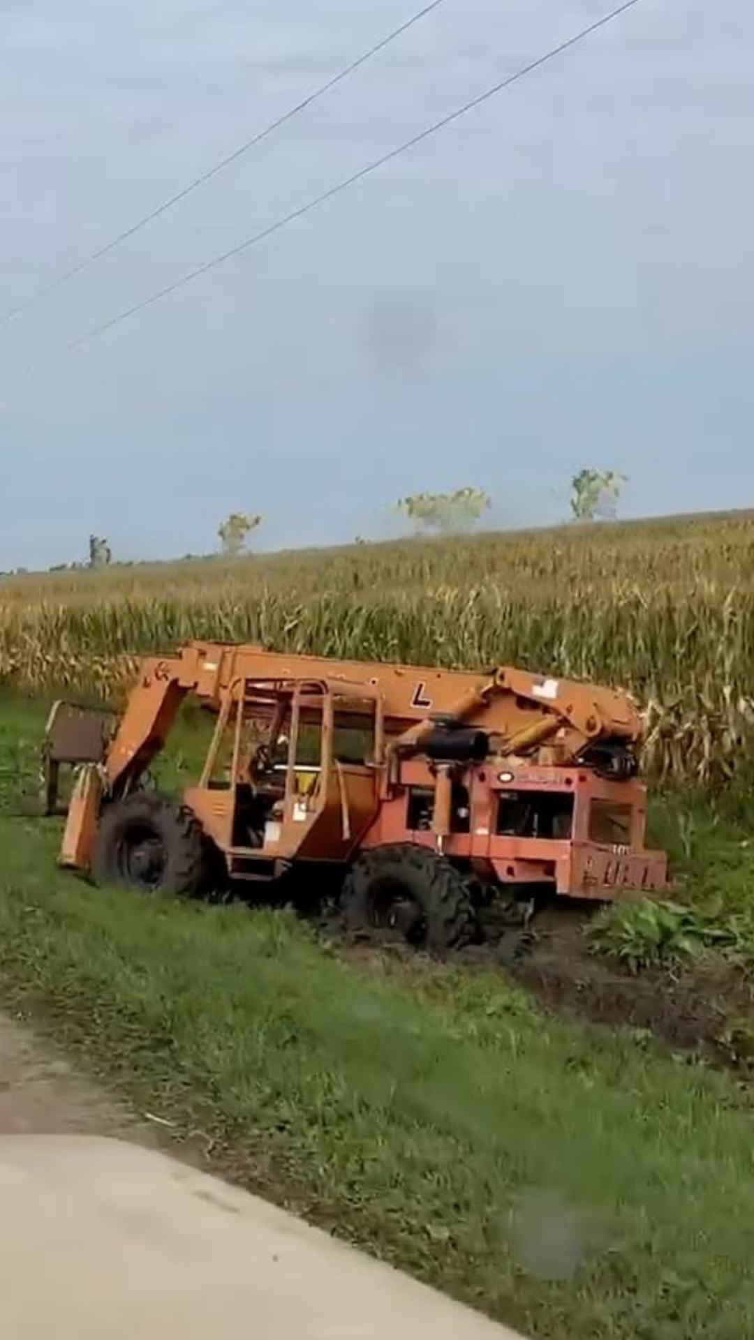 Farming team to the rescue! 🚜🆘