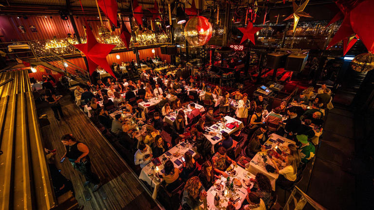 Oud & nieuw vier je dit jaar op één van deze plekken in Amsterdam