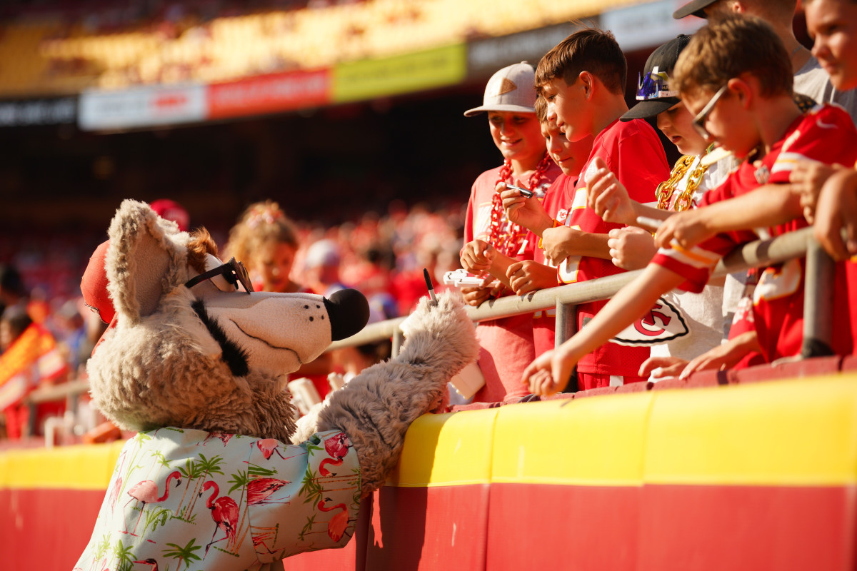 Chiefs announce role for former Kansas City mascot of 35 years