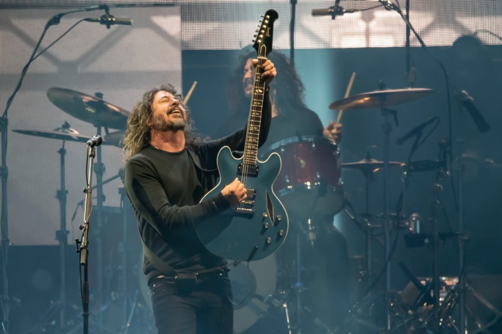 Dave Grohl confirms new Foo Fighters album is finished, hints at ...