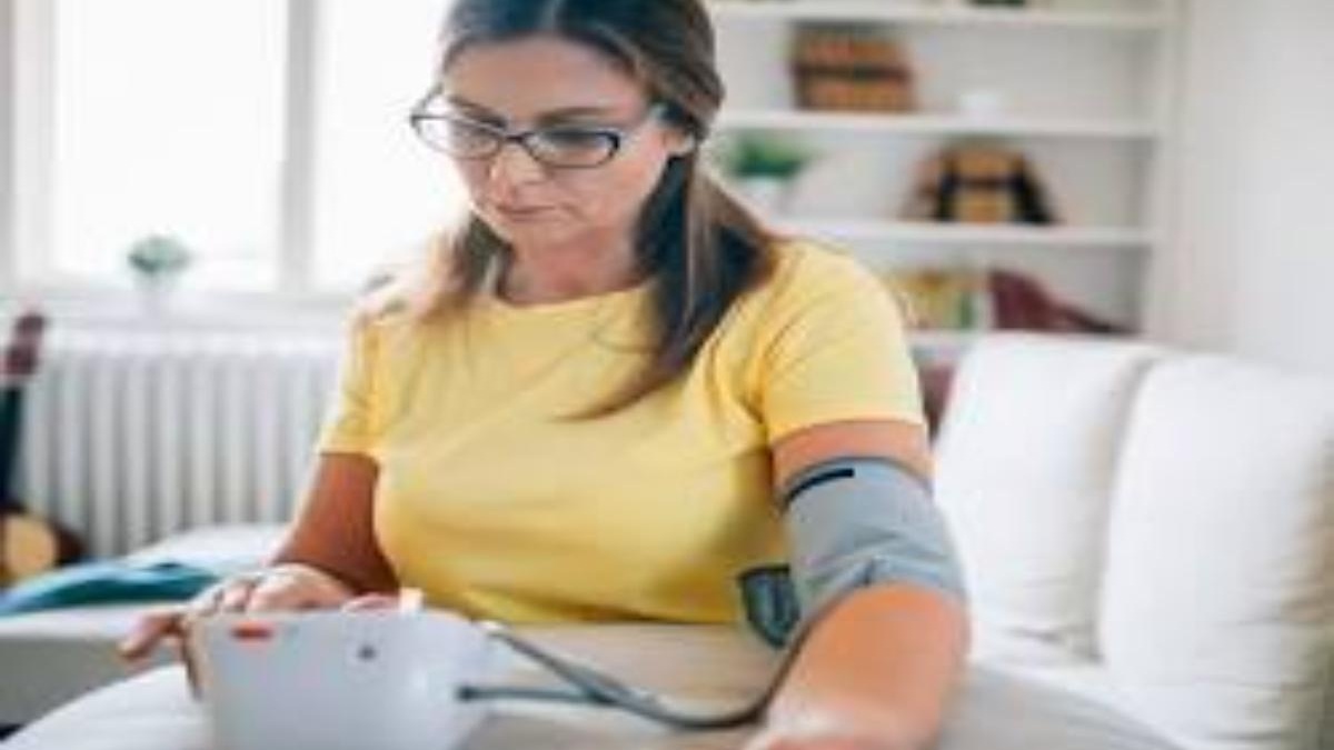 If your blood pressure is high in the morning, this daily habit could ...