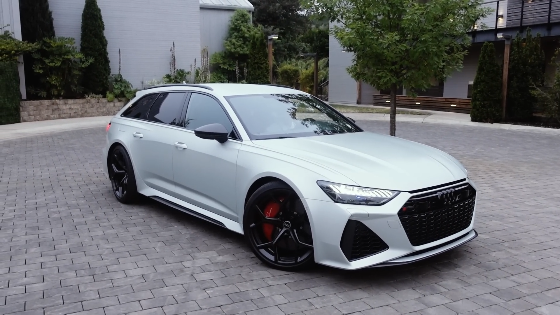 Why this £130K super wagon might be the best daily performance car ever