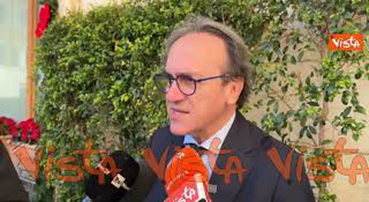 Bonelli (Avs): Governo alza tetto al contante a 10 mila invece di ...
