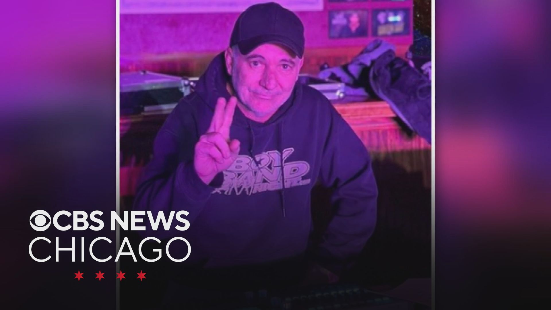 Vigil, search party held for Chicago man Daniel Davis, missing for 2 ...