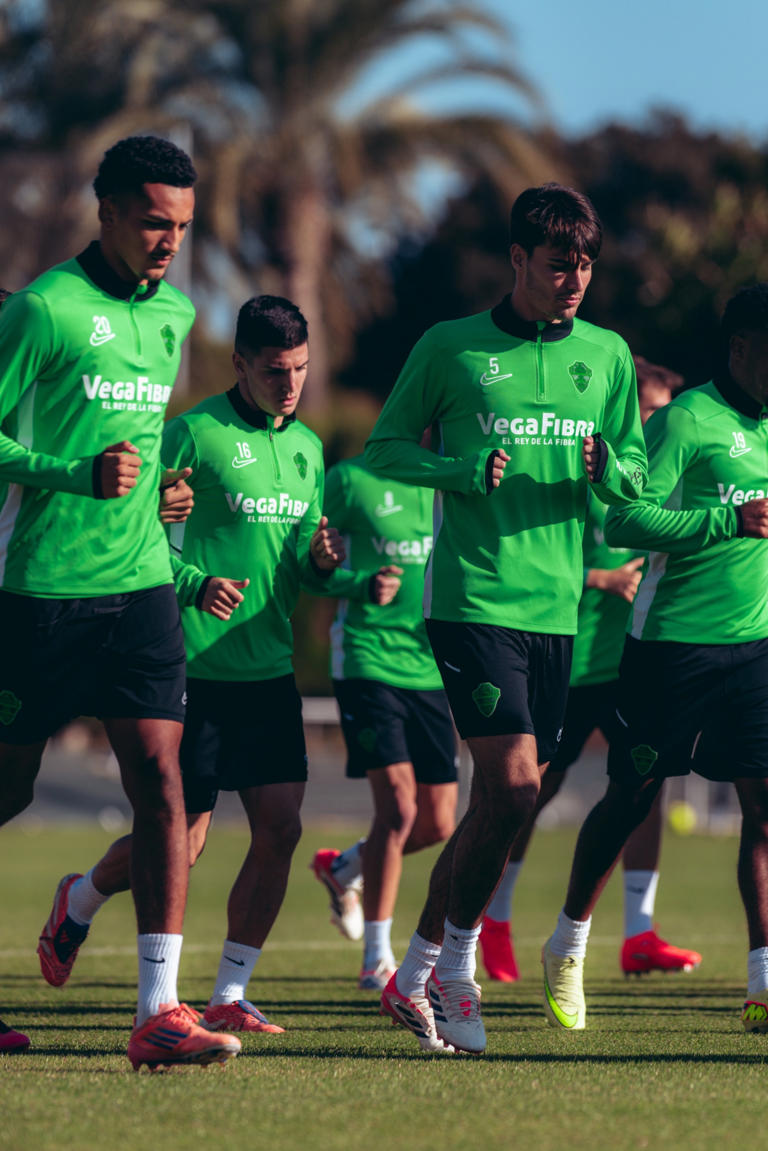 El Elche CF prepara la visita al Real Mallorca con las ausencias de ...