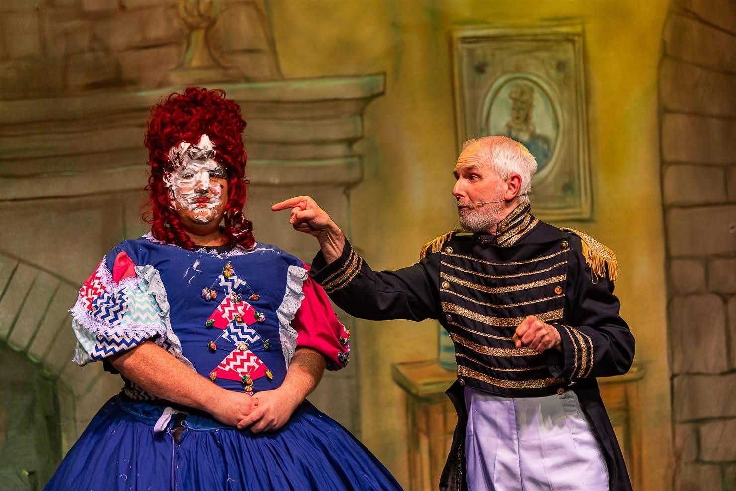 It’s panto time... oh no it isn’t... oh yes it is!