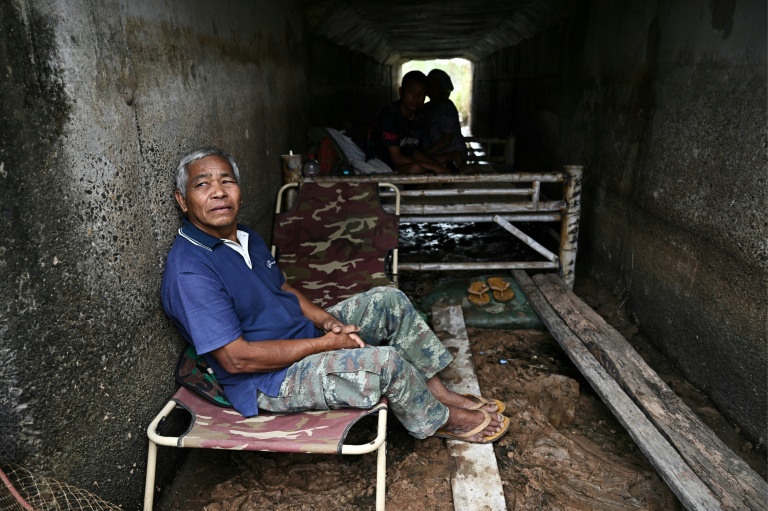 'We are suffering': Thai, Cambodian evacuees want border fighting to end