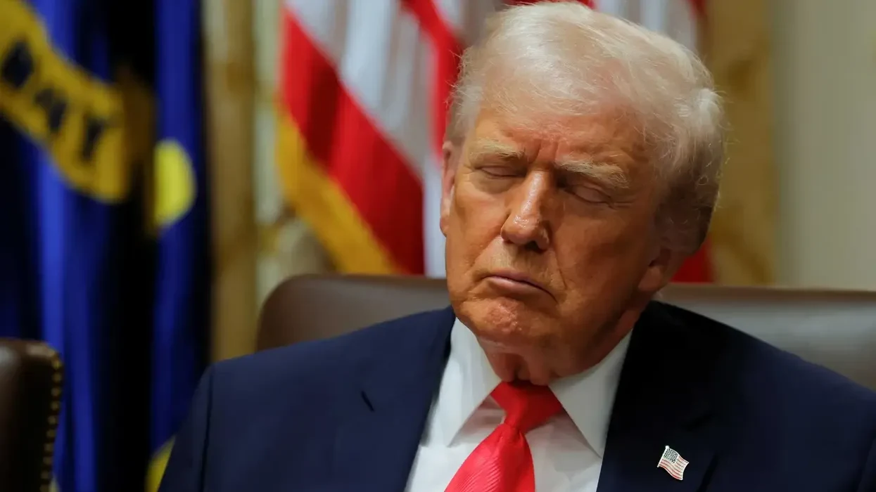 Trump 'may not make it to the end' of his term amid visible decline ...