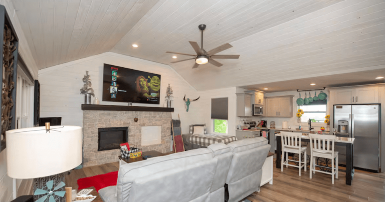 You'll feel like you're sleeping in a Hallmark movie set in this ...