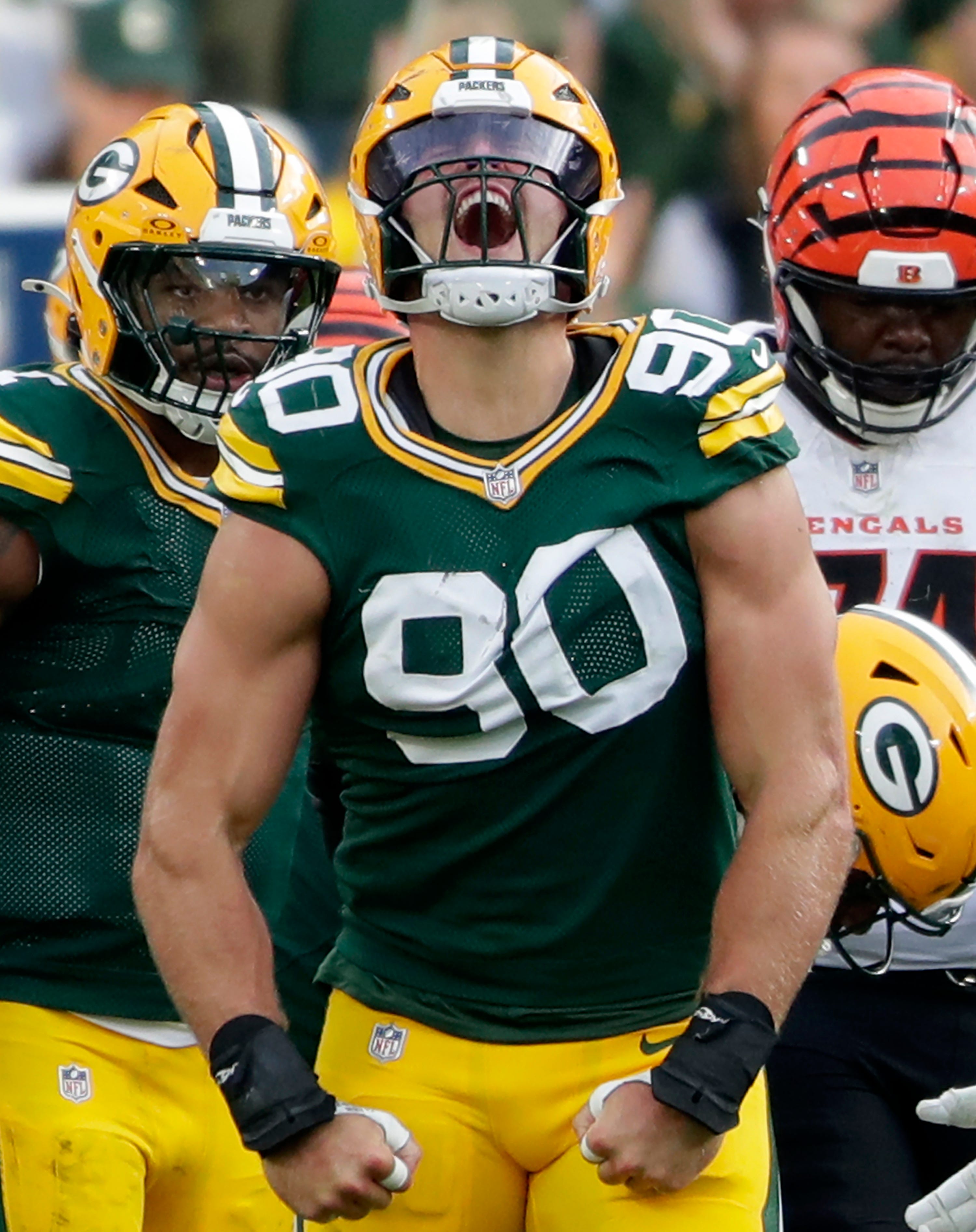 Packers DE Lukas Van Ness returning to practice Wednesday