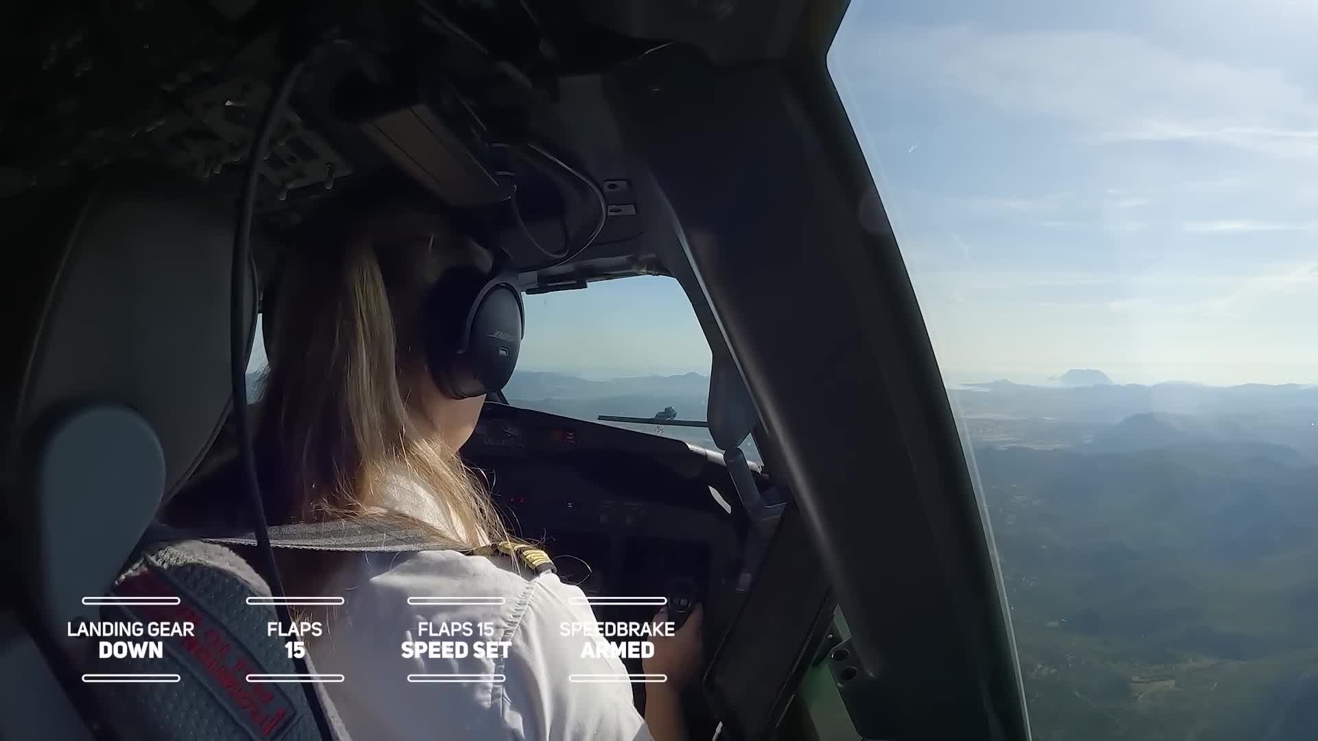 Italy Sardinia airport | Cockpit view | Life of an airline pilot
