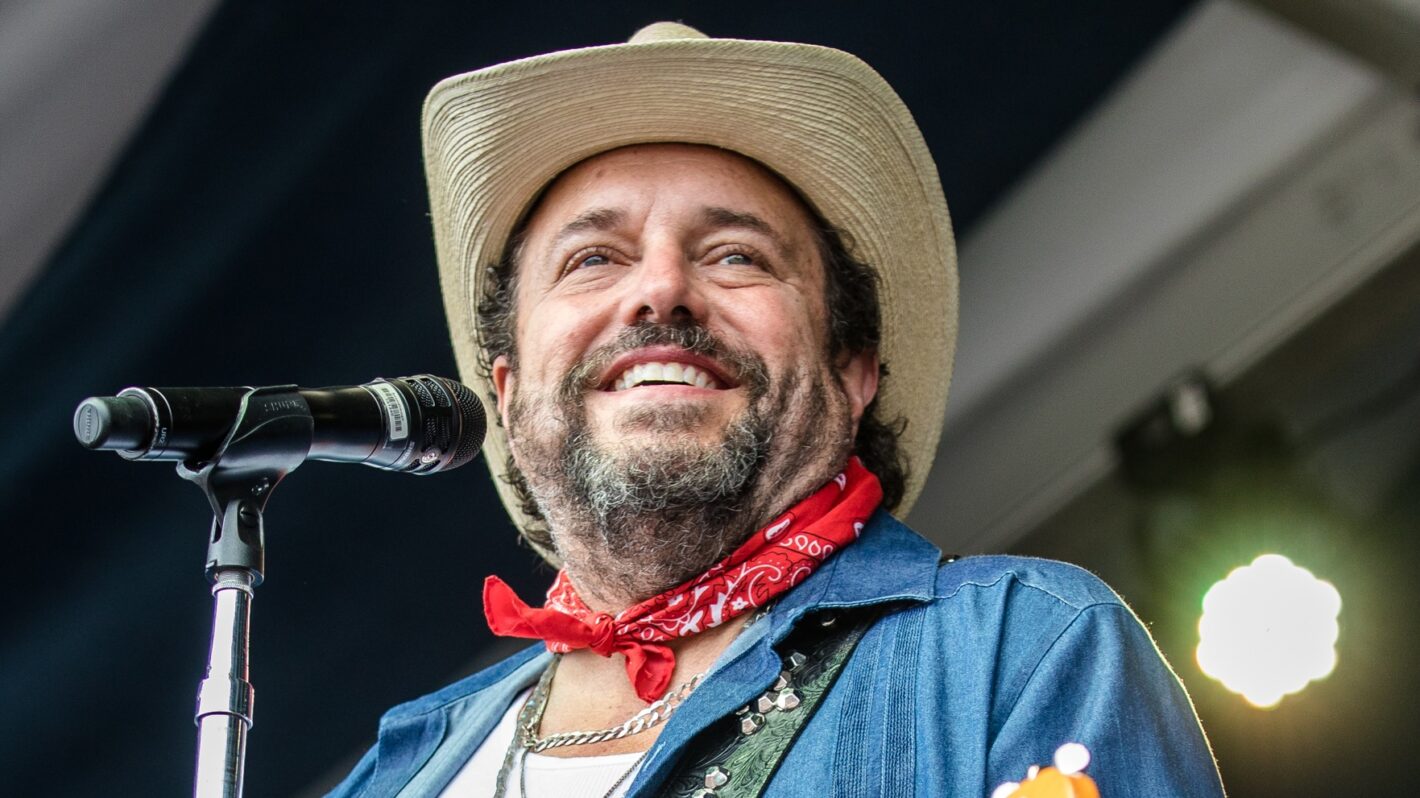 Raul Malo of the Mavericks dead at 60 as tributes pour in