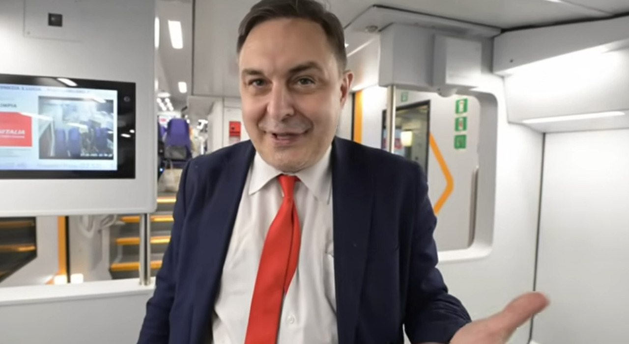 Andrea Diprè denunciato, si finge capotreno sul Regionale e si filma ...
