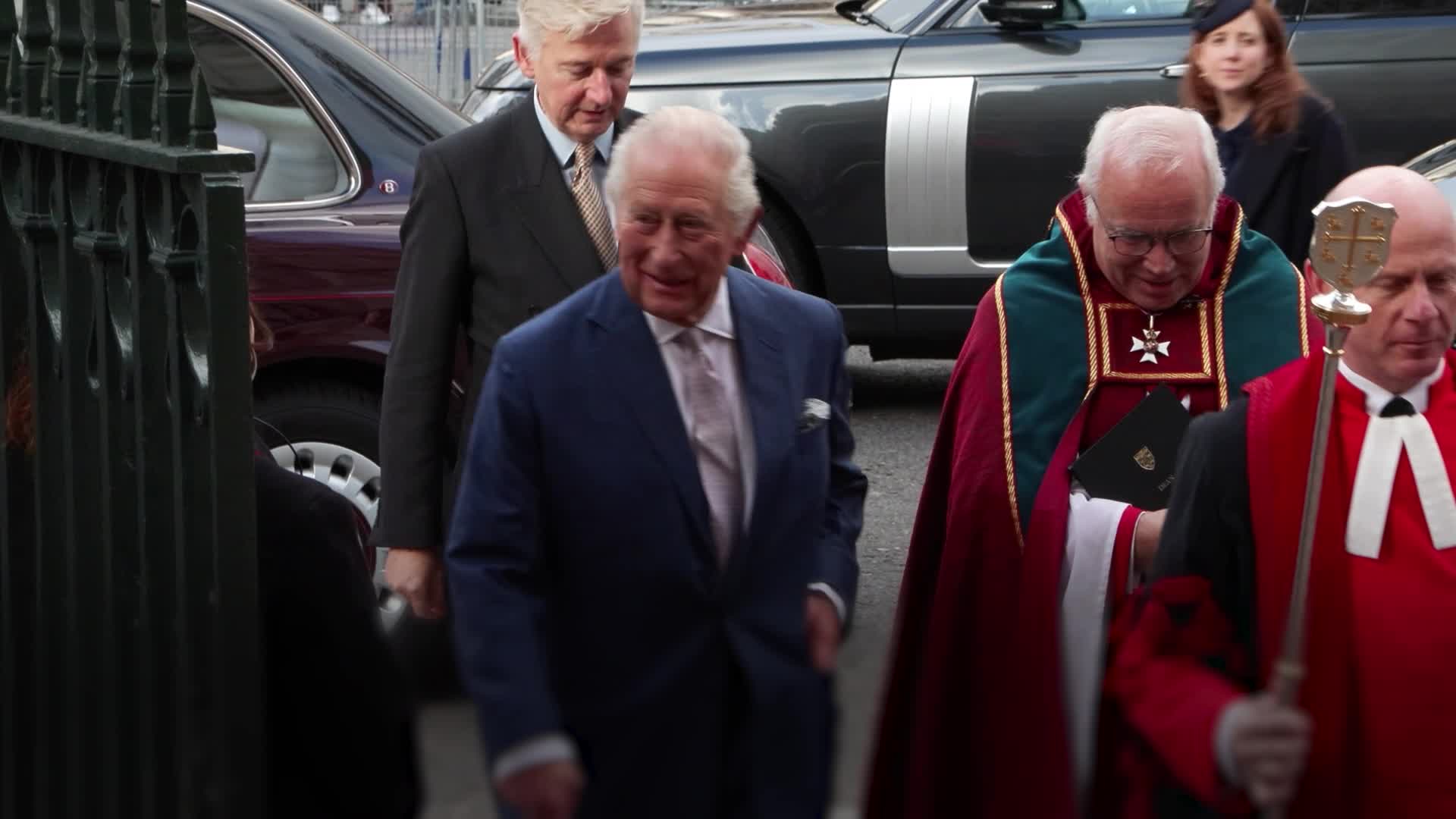 King joins top clerics from across UK and Middle East for Advent service