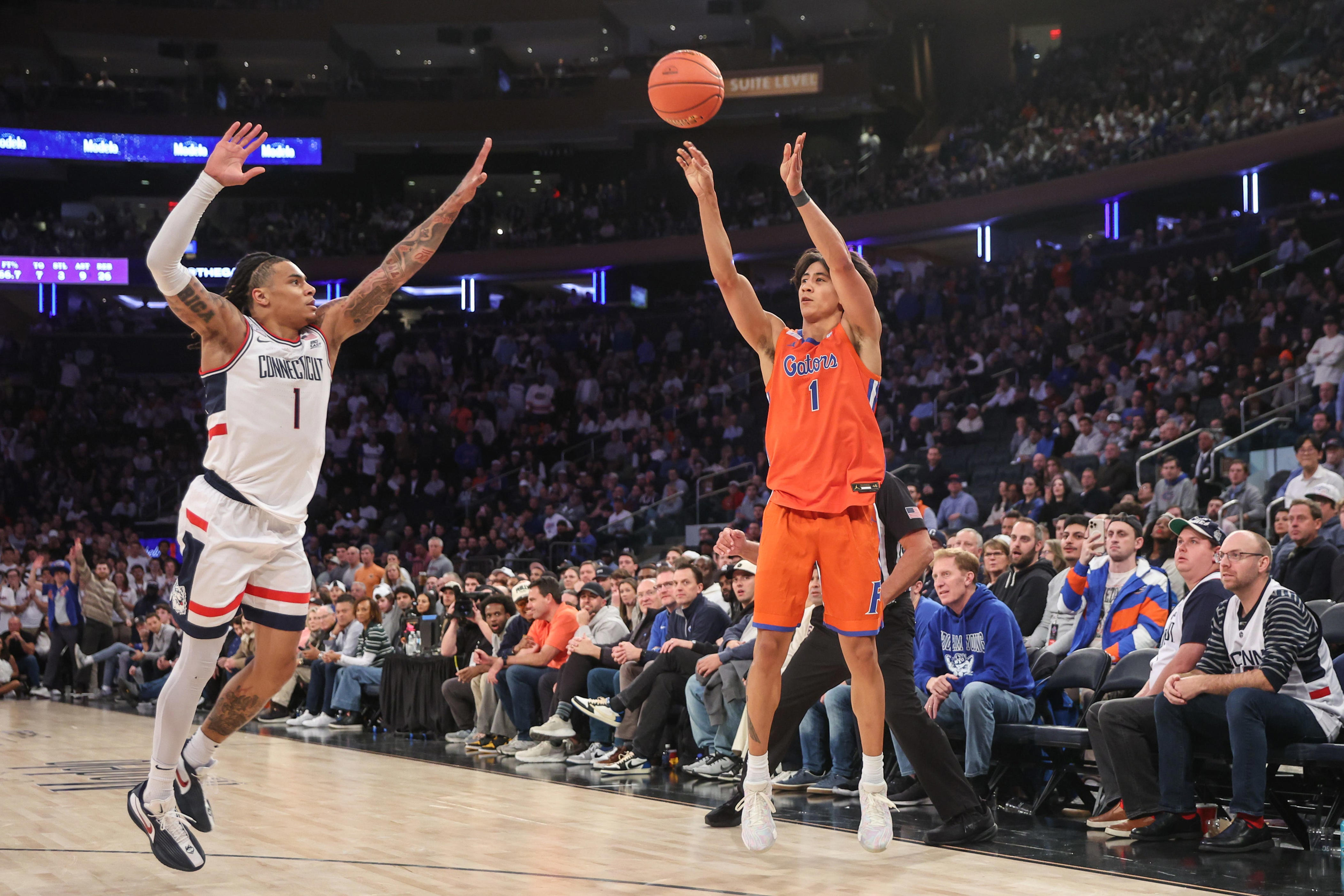 Florida basketball pulls away in second half to beat George Washington ...