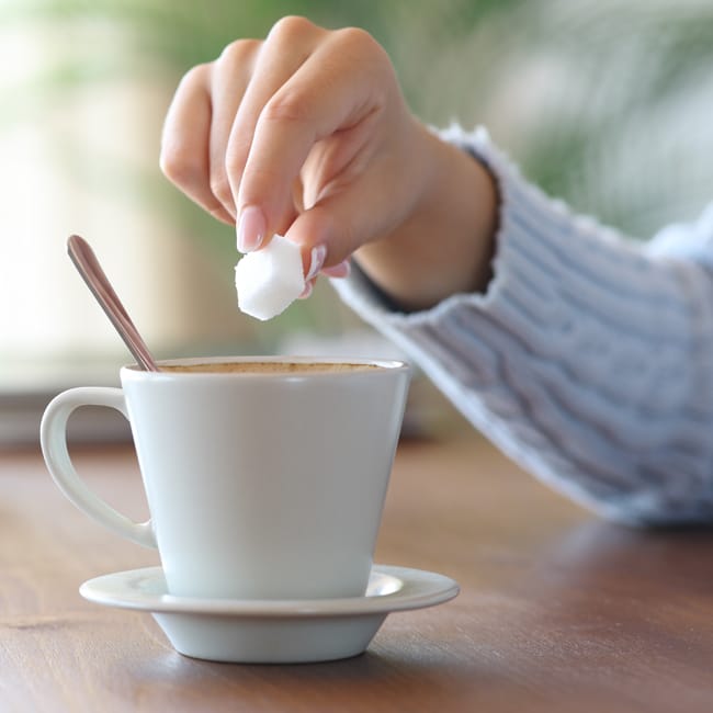 4 common coffee additions that cause blood sugar spikes and cravings ...