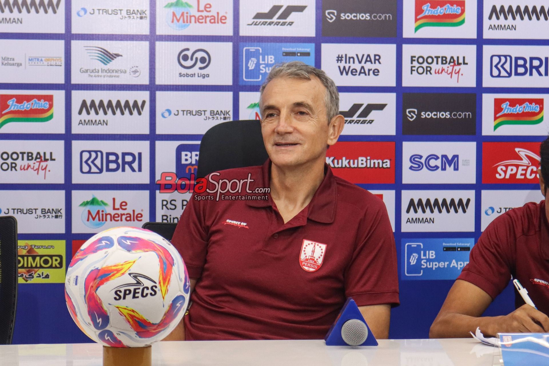 Kalah dari Persis, pelatih Semen Padang malu hingga ingin usir pemain ...