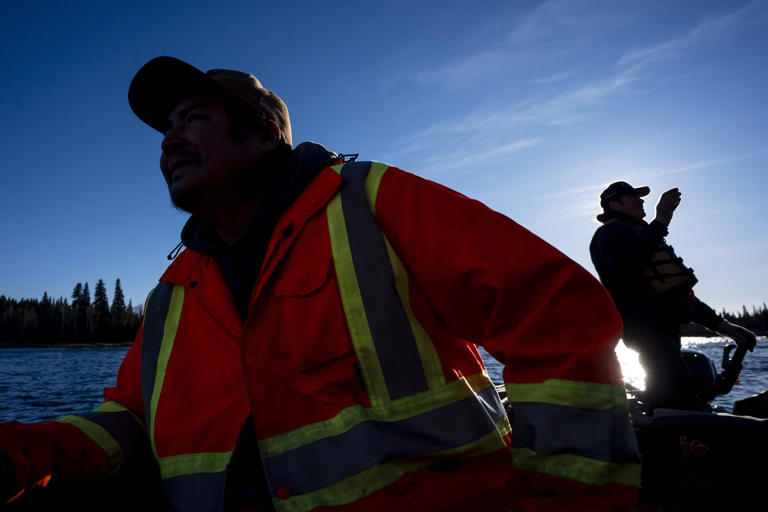Inside the Ring of Fire: A tale of two First Nations and a road that ...