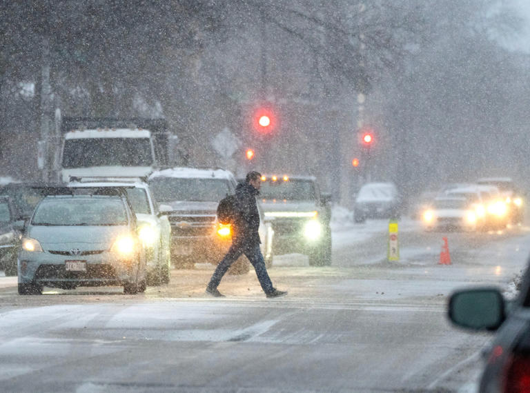 Milwaukee just recorded its snowiest and coldest start to December ...