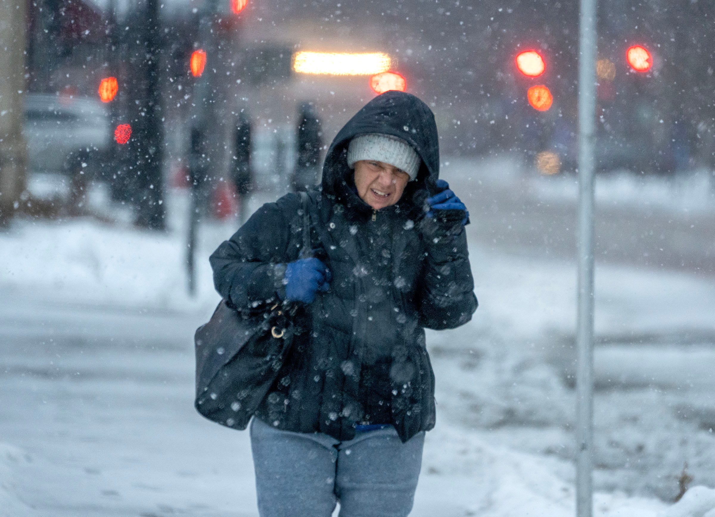 More snowfall, freezing temperatures to hit Illinois. Here's the forecast