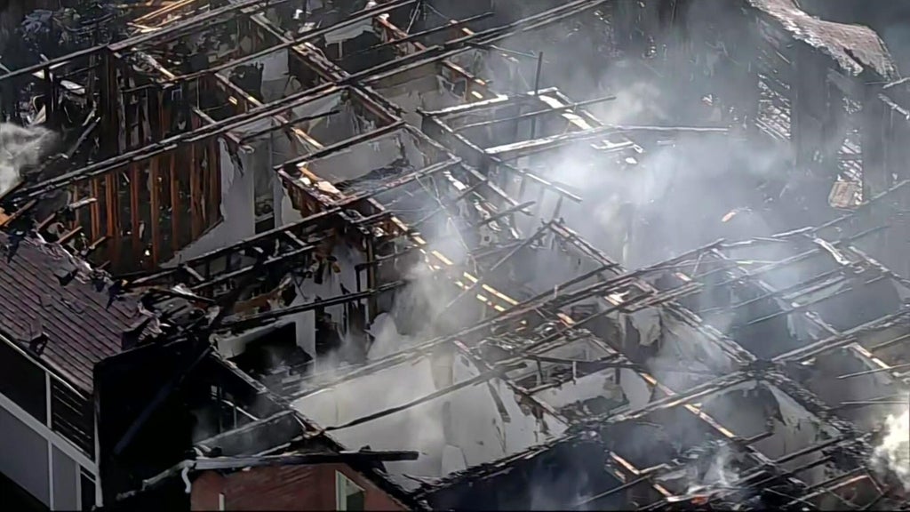 Up to 60 people displaced after Fort Worth apartment fire
