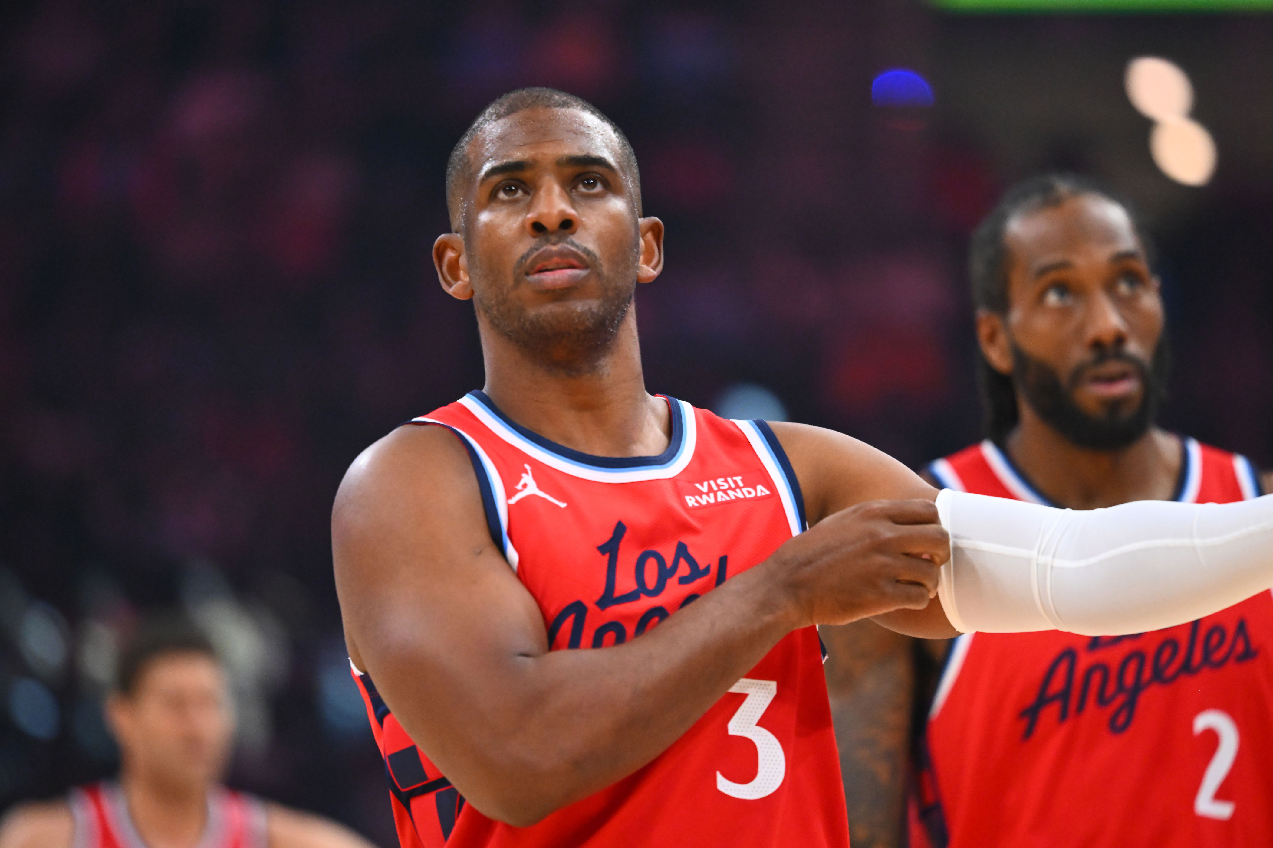 Chris Paul breaks silence on 'crazy' Clippers split