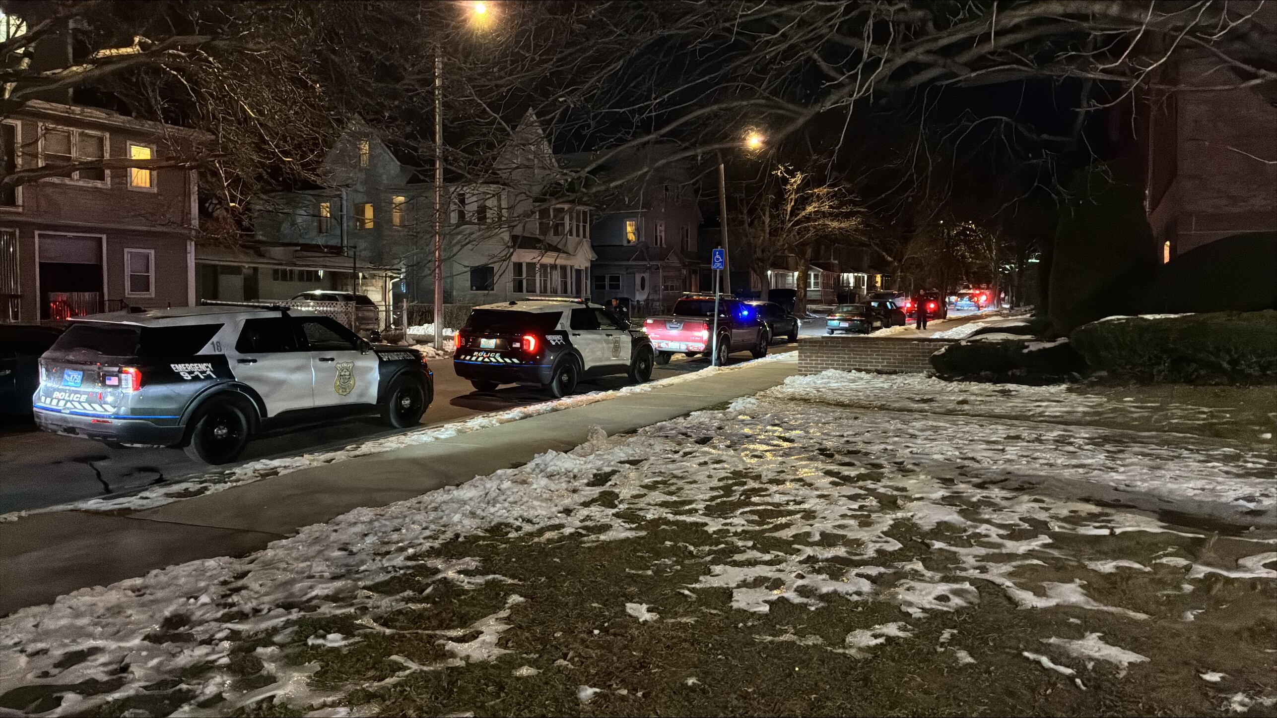 Springfield police arrest two hiding in basement after shooting ...