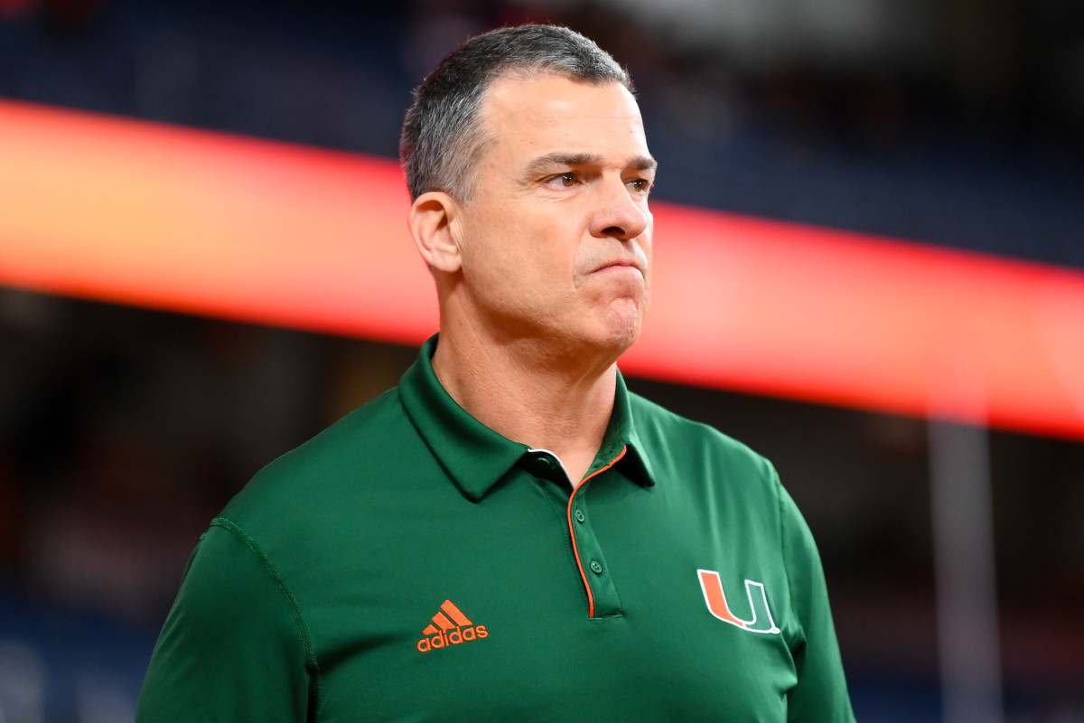 Miami WR enters transfer portal before College Football Playoff