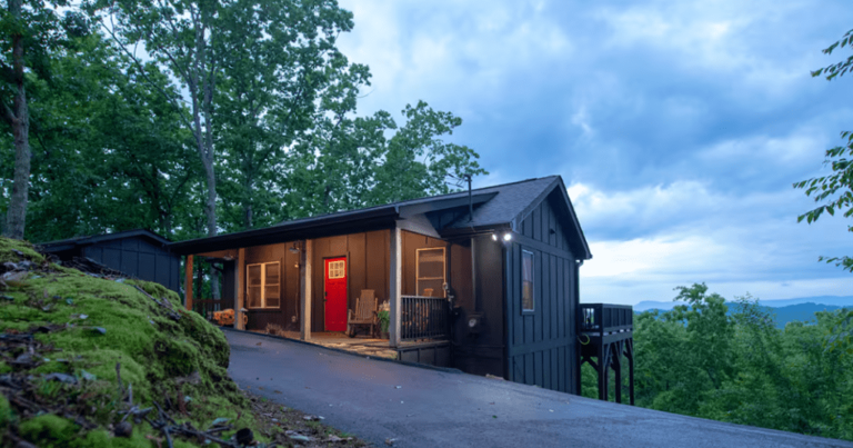 You'll feel like you're sleeping in a Hallmark movie set in this ...
