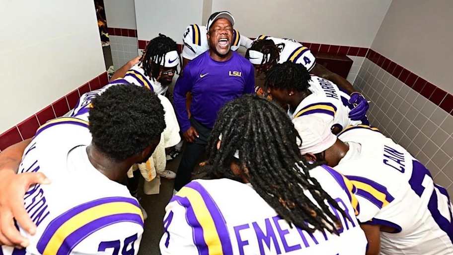 Texas Longhorns eyeing LSU football interim head coach for position on ...