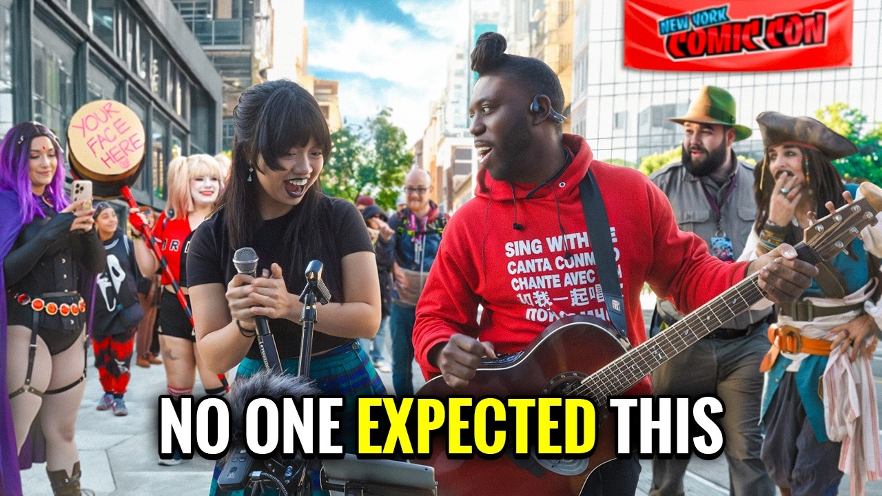 People are captivated when random people sing at Comic Con