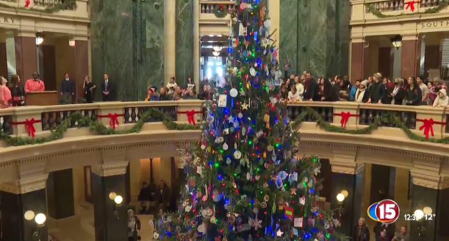 Wisconsin State Capitol holiday tree makes the list of top 10 holiday ...