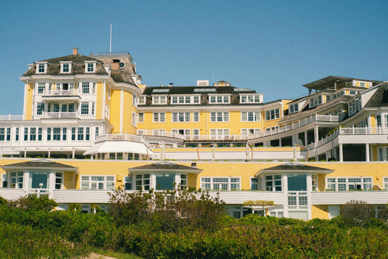 I stayed at the hotel Taylor Swift reportedly rented out for her ...