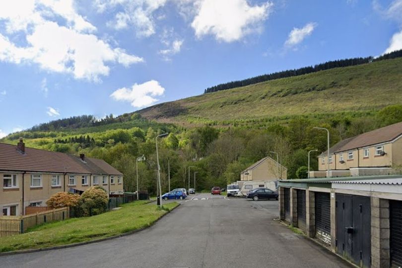 Couple chased daughter's ex with hammer and kitchen knife when he came ...