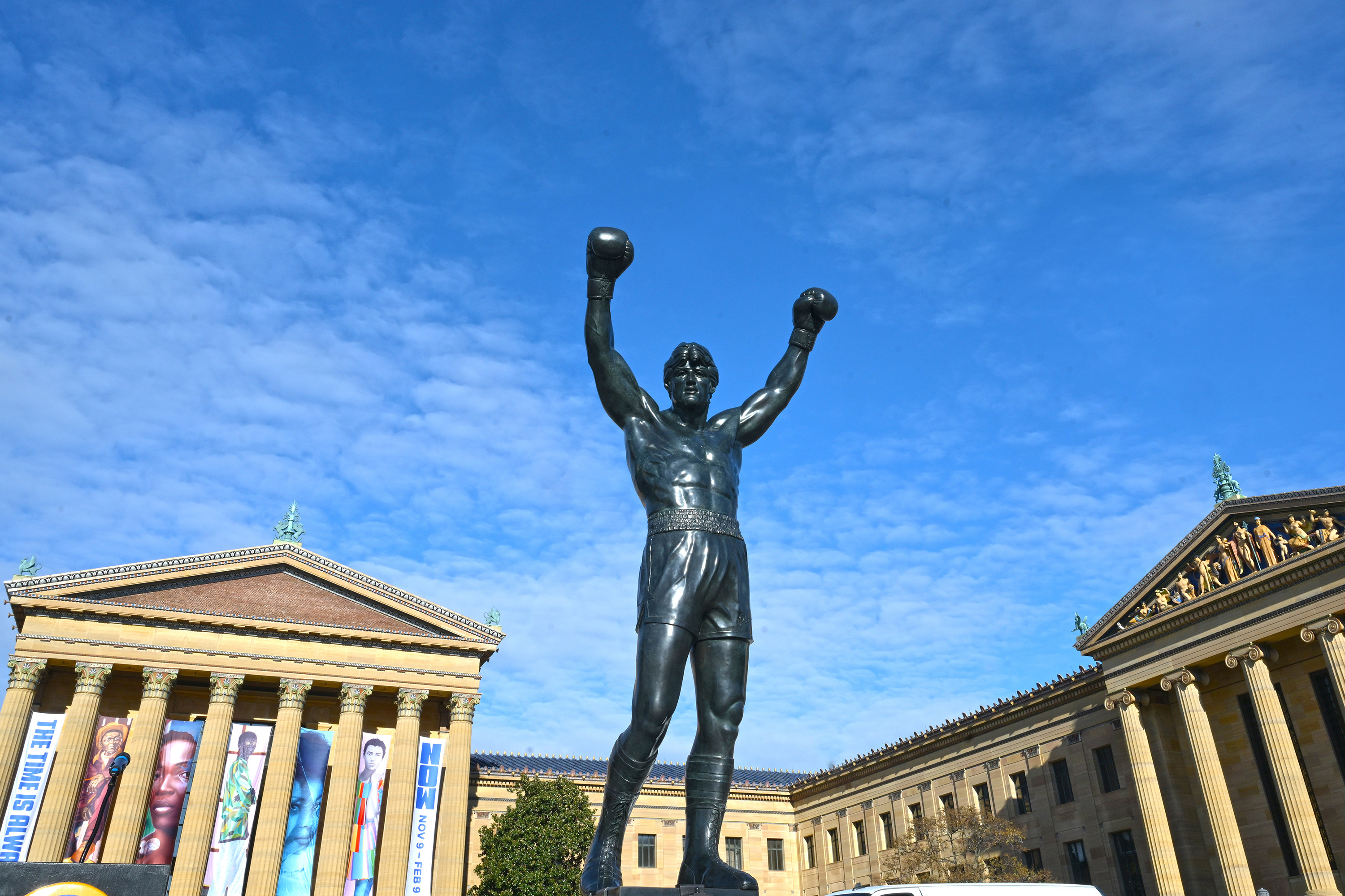 Plan to keep a Rocky statue at the top of the Art Museum steps in ...