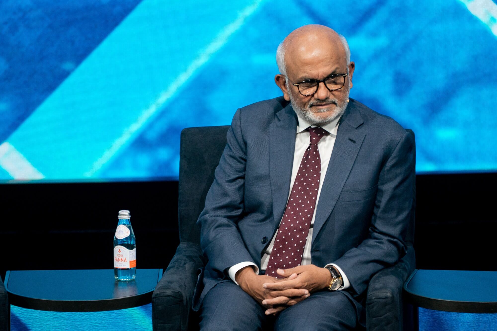 Adobe gives upbeat outlook, though AI effect remains murky